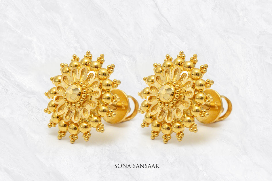 Solaris Gold Flower Stud
